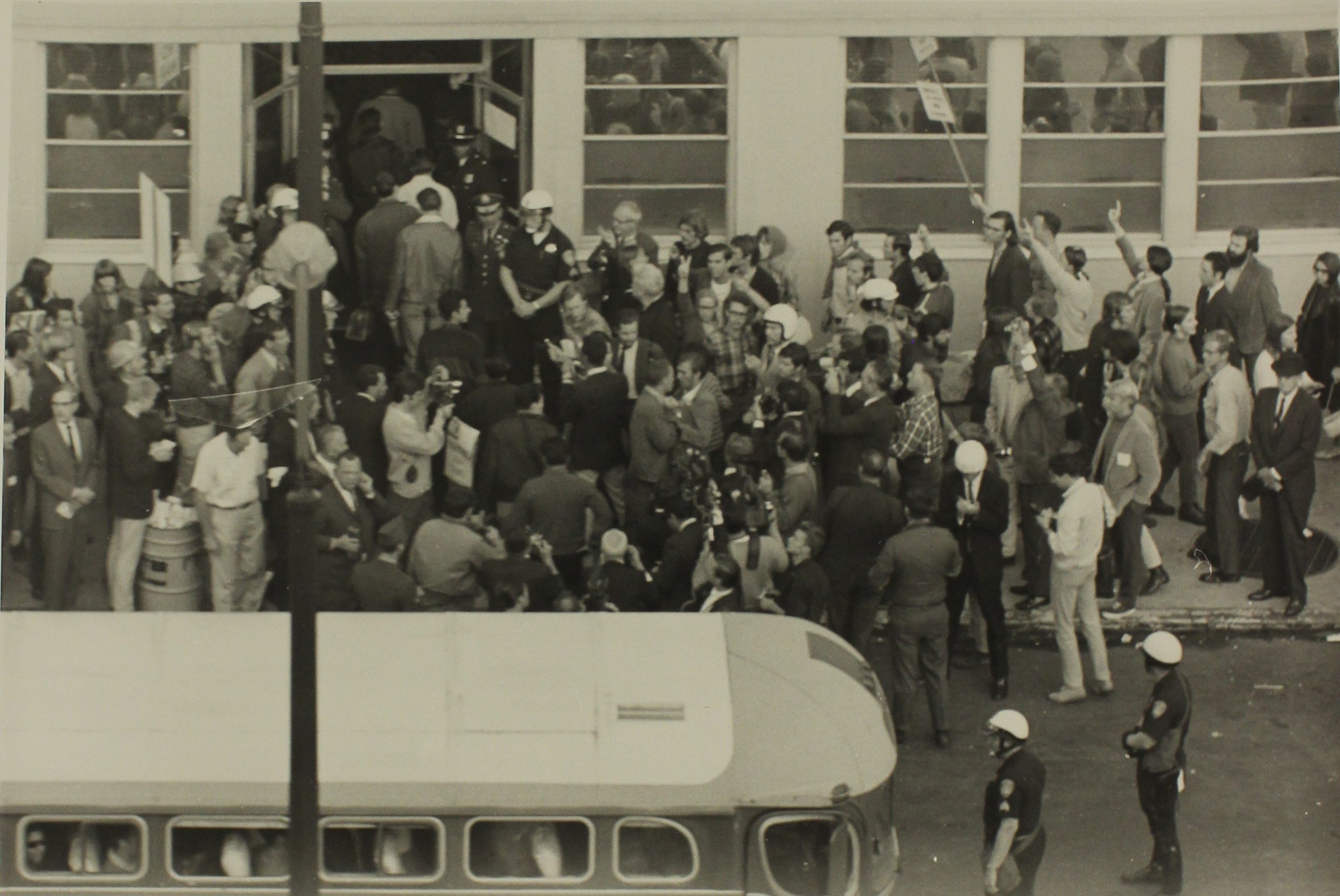 Featured Collection: America in Protest: Vietnam Veterans Against the ...